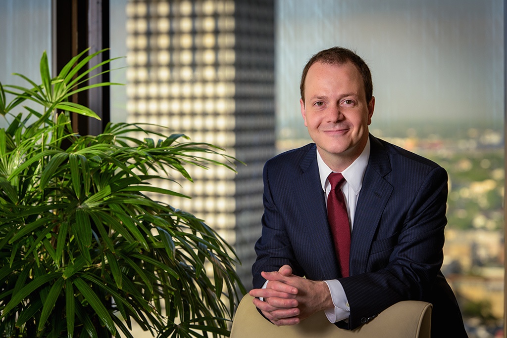 Peter Segrist Joins Carver Darden as an Associate in the firm's New ...